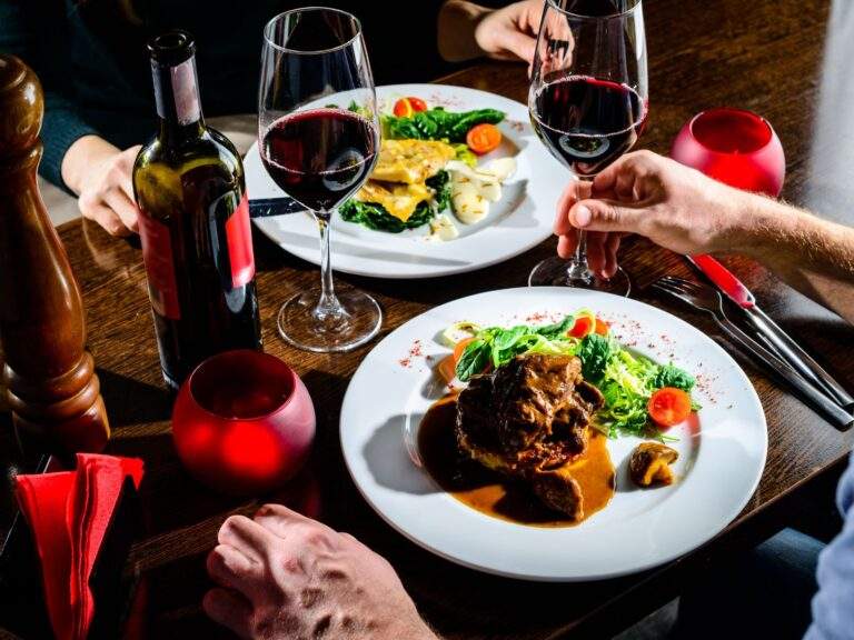 Haywire Austin: Texas-Style Dining & Whiskey at The Domain